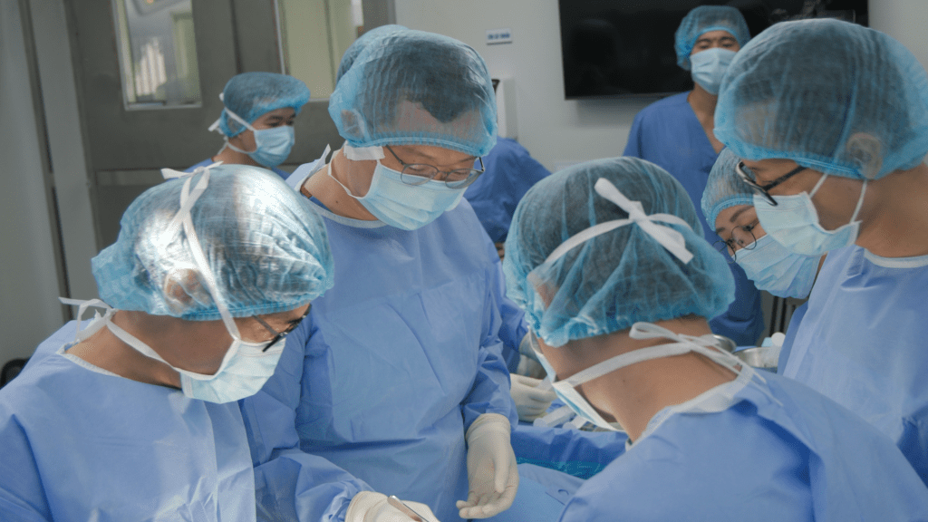 Hanoi Medical University Invites Dr. Park to Proctor IPP Training ...